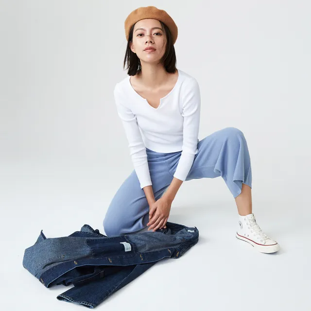 【GAP】女裝 女友T系列 純棉短版修身長袖T恤(790143-白色) - momo購物網 - 好評推薦 -2023年1月