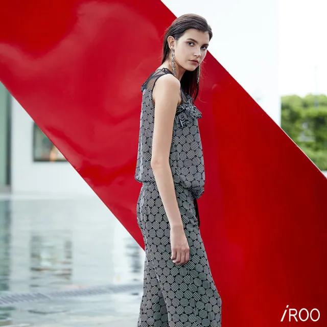 【iROO】圓點圖騰經典設計長寬褲 - momo購物網 - 好評推薦