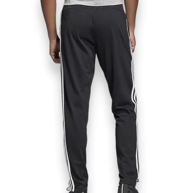 【adidas 愛迪達】經典三線褲 男款 修身 休閒長褲 黑色 棉褲 男生(DU0456) - momo購物網 - 好評推薦 -2024年10月