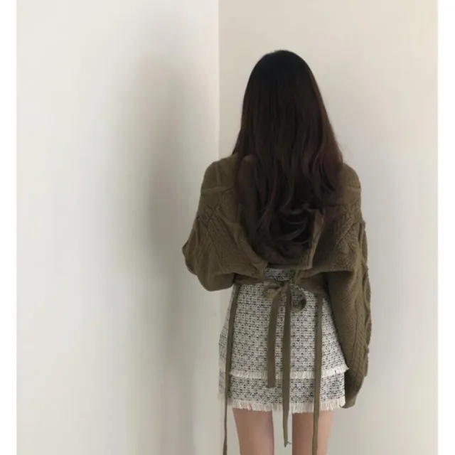 【Uicy】韓版慵懶風寬鬆麻花蝙蝠袖短版長袖上衣 長袖上衣 長袖 W259 - momo購物網 - 好評推薦 -2026年4月