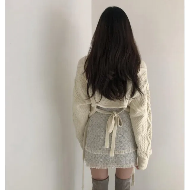 【Uicy】韓版慵懶風寬鬆麻花蝙蝠袖短版長袖上衣 長袖上衣 長袖 W259 - momo購物網 - 好評推薦 -2026年4月